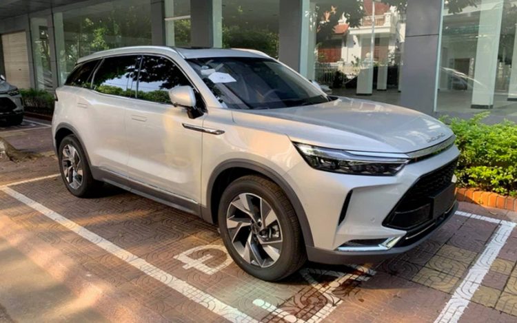 Tháng 2 thảm bại của BEIJING X7 tại Trung Quốc | We Love Car